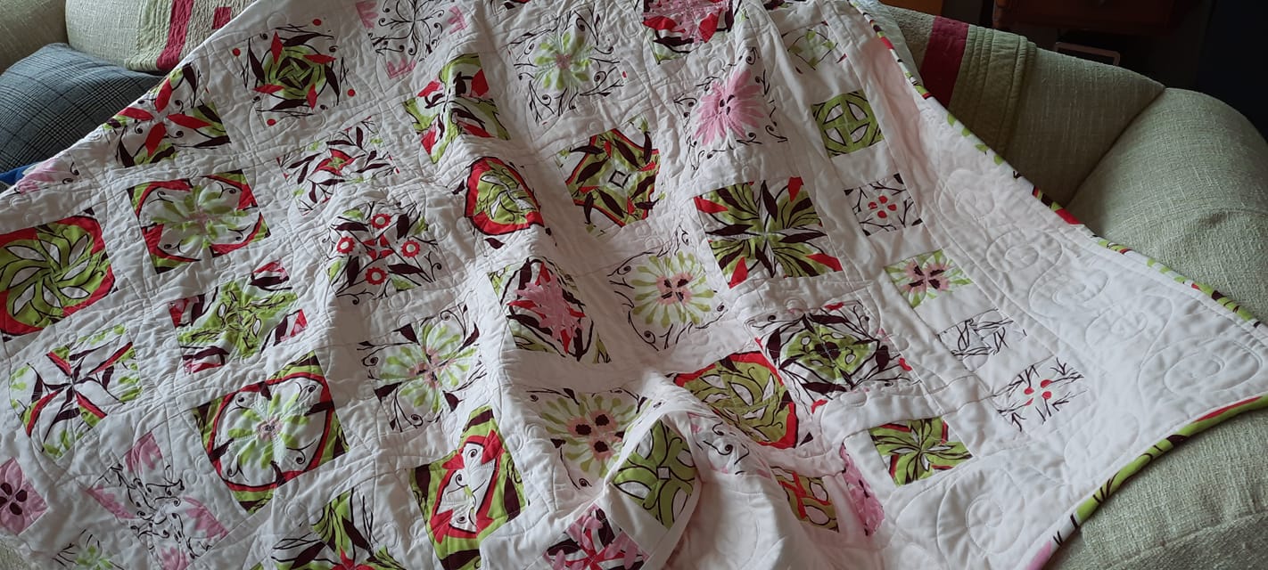 Quilting services | kissy frog quilts
