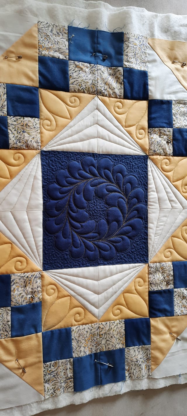 Quilting services | kissy frog quilts